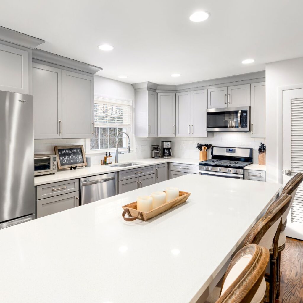 Four Surprising Benefits of New Kitchen Countertops - Fiberpol Inc.